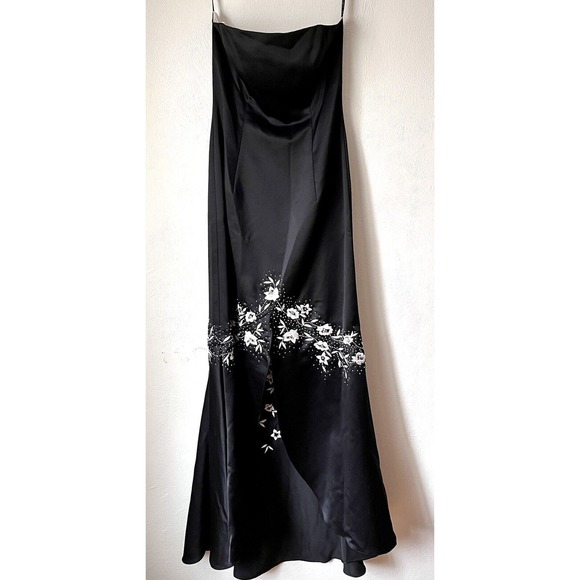 Nick lucas | Dresses | Niki Lucas Gown Size 8 Black Satin Mermaid ...